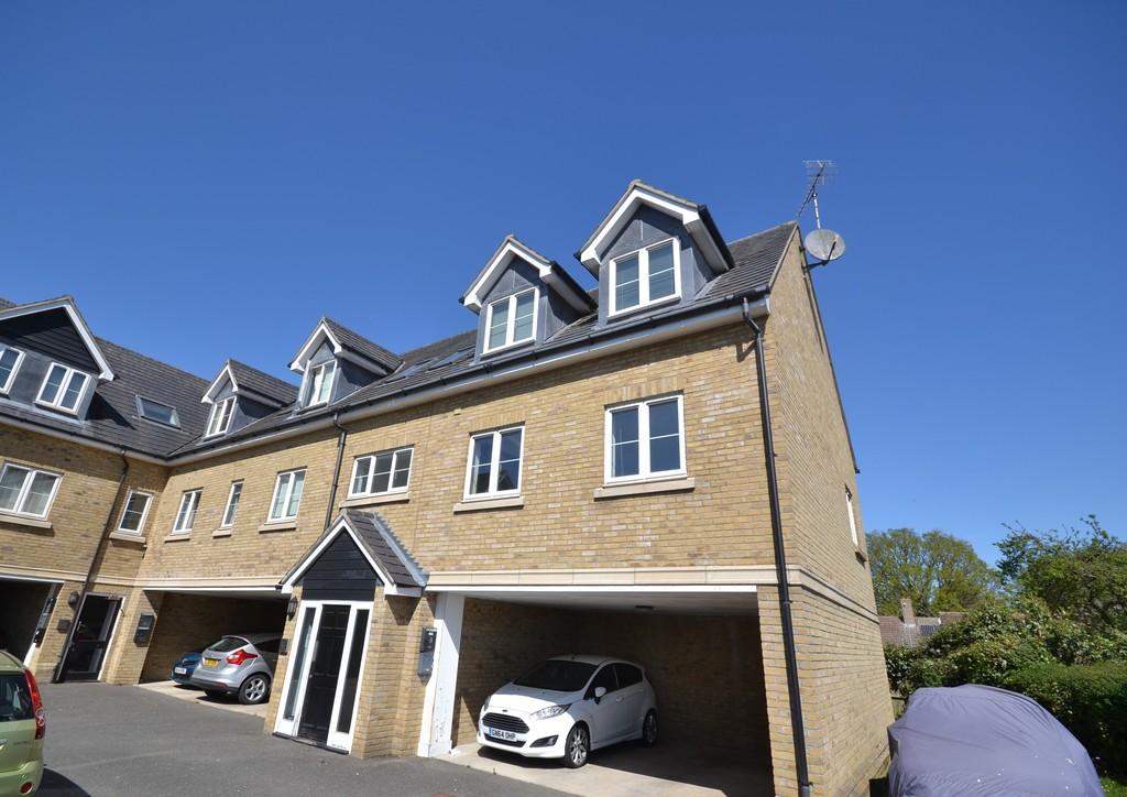 Wheelwright Place, Mile End, Colchester 1 bed flat - £160,000