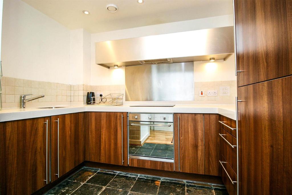 Orion, 90 Navigation Street, Birmingham 2 bed apartment - £1,050 pcm (£ ...
