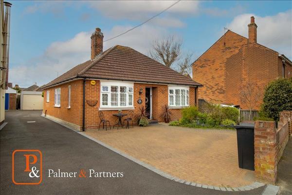 Rowhedge Road, Colchester, Essex, CO2 2 bed bungalow - £380,000