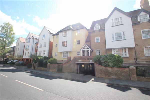 Claudius Court, St. Peters Street... 2 bed apartment - £160,000
