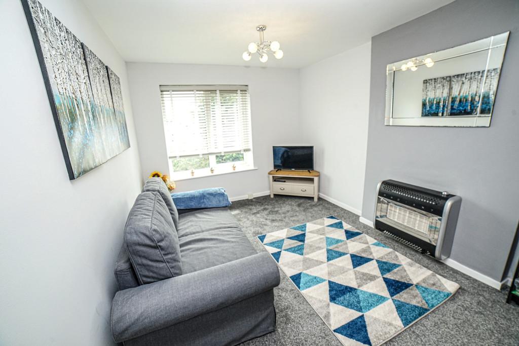 Beechcroft Close, Leeds, LS11 1 bed apartment - £625 pcm (£144 pw)