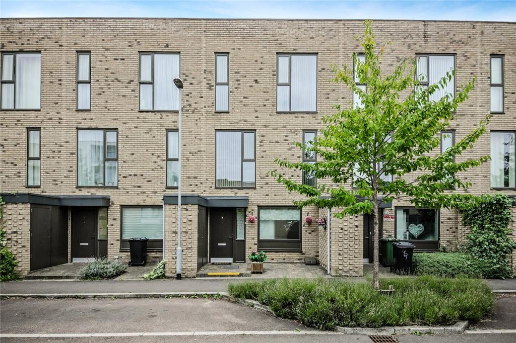 Clay Farm Drive, Trumpington, Cambridge, CB2 4 bed terraced house to ...