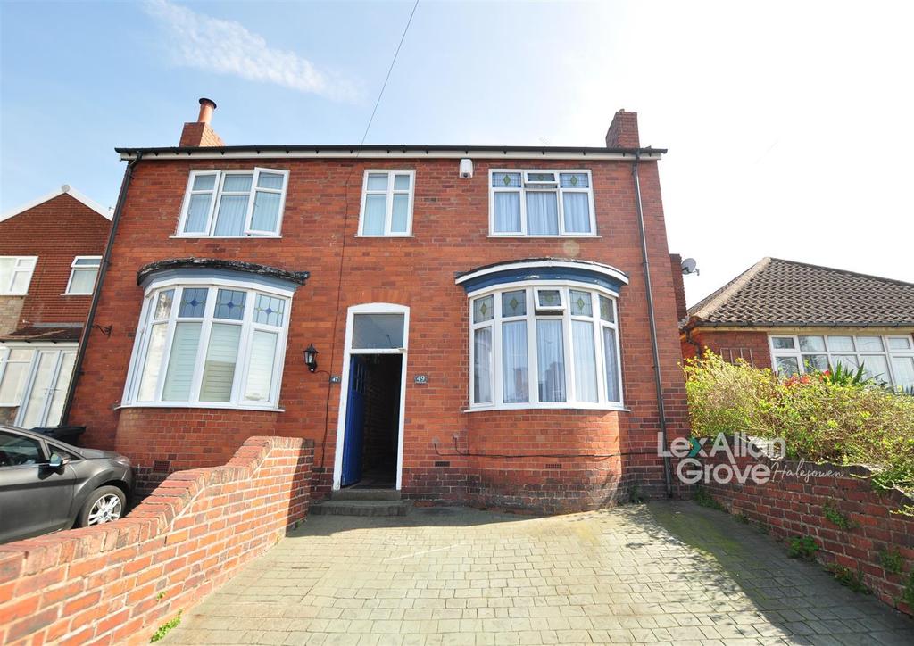 Cobham Road Halesowen 3 Bed Semi Detached House £240 000