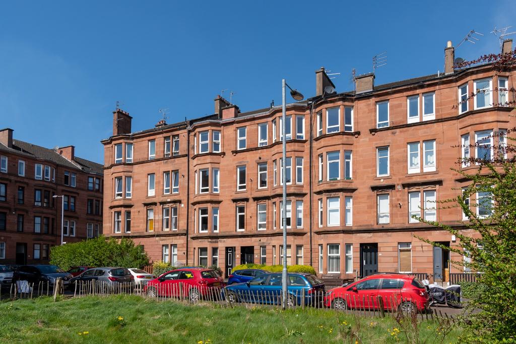 Ardery Street, Flat 3/2, Partick... 2 bed flat - £1,200 pcm (£277 pw)