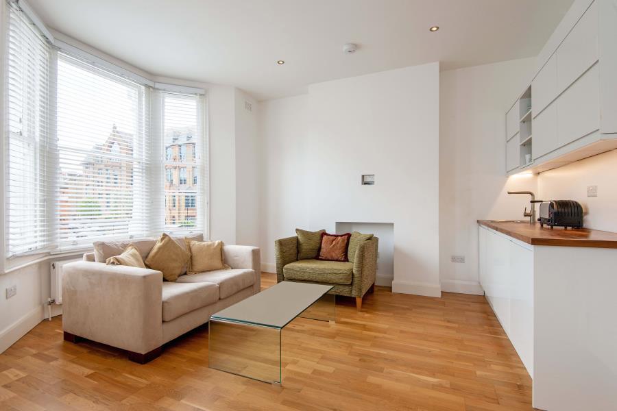 SALTRAM CRESCENT, W9 2 bed flat - £2,145 pcm (£495 pw)