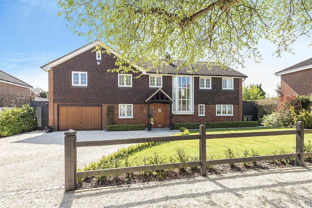 Netherfield Road, Harpenden 4 bed detached house - £1,850,000