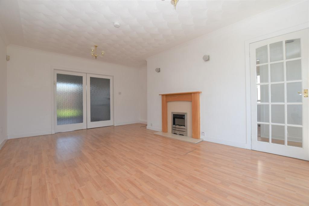 Cleddans Crescent Hardgate Clydebank Glasgow G81 5NP 3 Bed Semi Cleddans Crescent Hardgate Clydebank Glasgow G81 5NP 3 Bed Semi