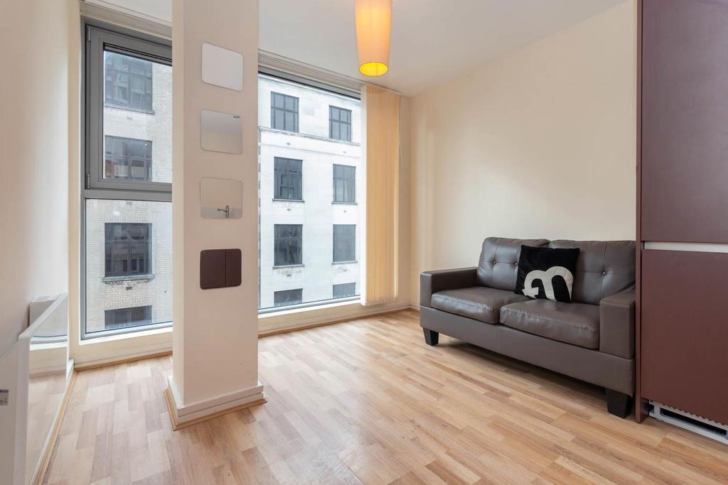 St Martins Gate, 5 Worcester Street 2 bed apartment - £900 pcm (£208 pw)