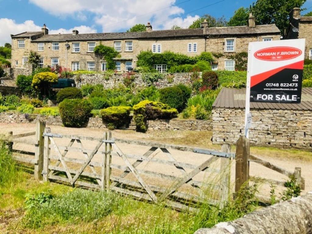 Isles Cottages, Low Row, Swaledale 4 bed cottage - £450,000
