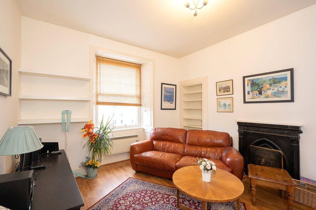 Springwell Place, Edinburgh, EH11 1 bed flat - £975 pcm (£225 pw)