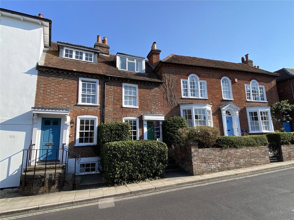 Queen Street Emsworth Hampshire Po10 2 Bed Terraced House £425 000