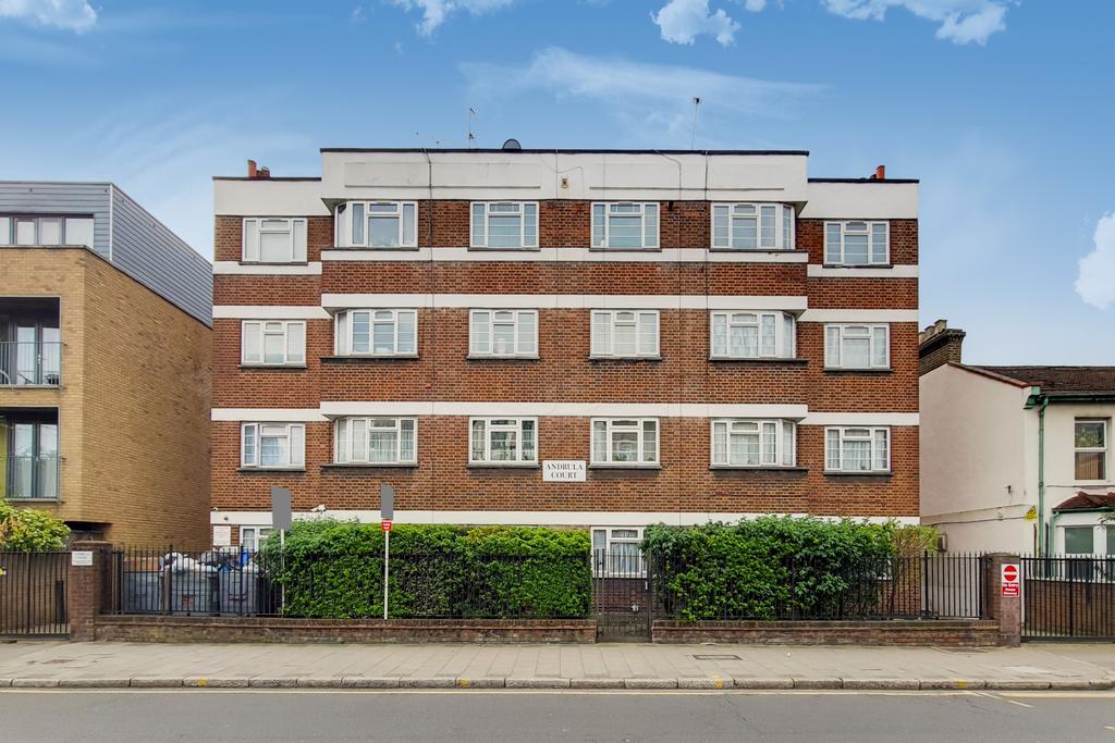 Andrula Court, Lordship Lane, N22 1 bed flat - £1,148 pcm (£265 pw)