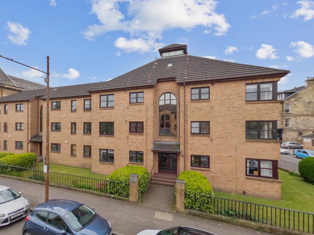 Burgh Hall Street, Flat 1, Partick... 2 bed flat - £175,000