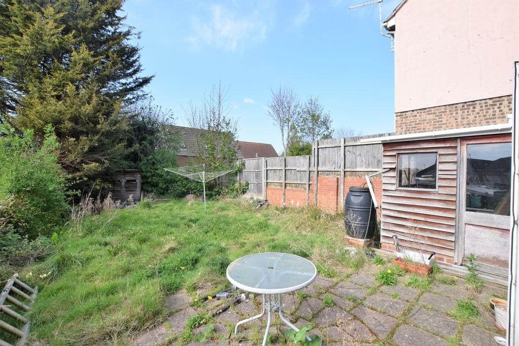 Patmore Road, Colchester, Essex, CO4 3PN 3 bed semi-detached house - £ ...