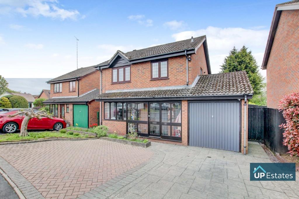 Larkfield Way, Coventry 4 bed detached house - £425,000