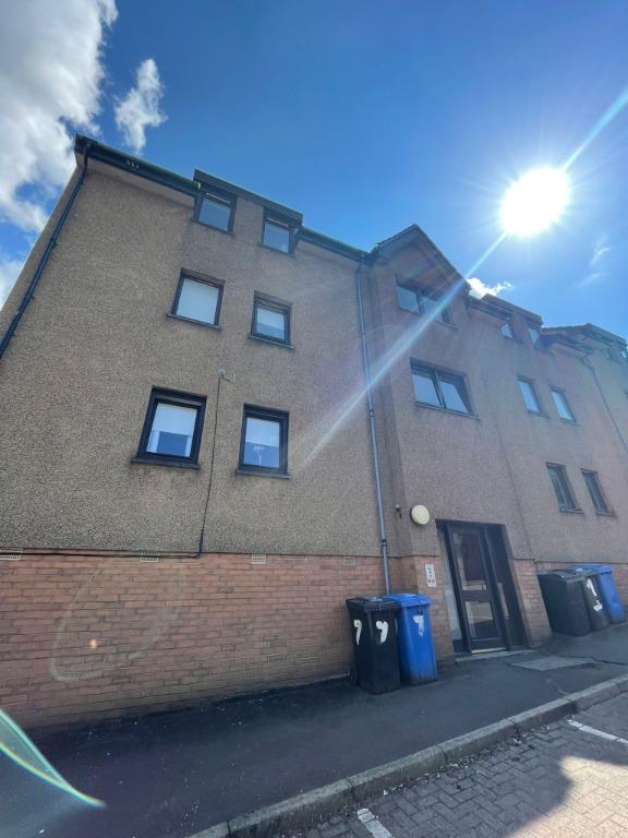 Common Green, Hamilton, South... 2 bed flat - £525 pcm (£121 pw)