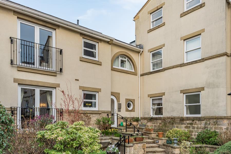 CHURCH SQUARE MANSIONS, CHURCH... 2 bed apartment - £240,000