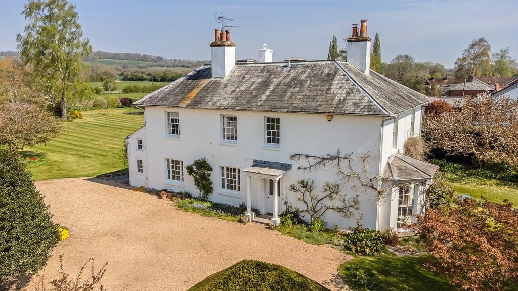 Holybourne, Hampshire 6 bed detached house - £1,950,000