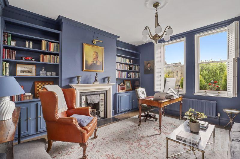 Crouch Hall Road, N8 2 bed apartment - £750,000