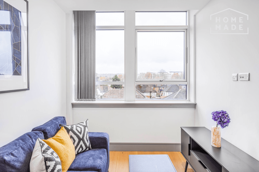 Broad House, Harrow, HA2 1 bed flat - £1,200 pcm (£277 pw)