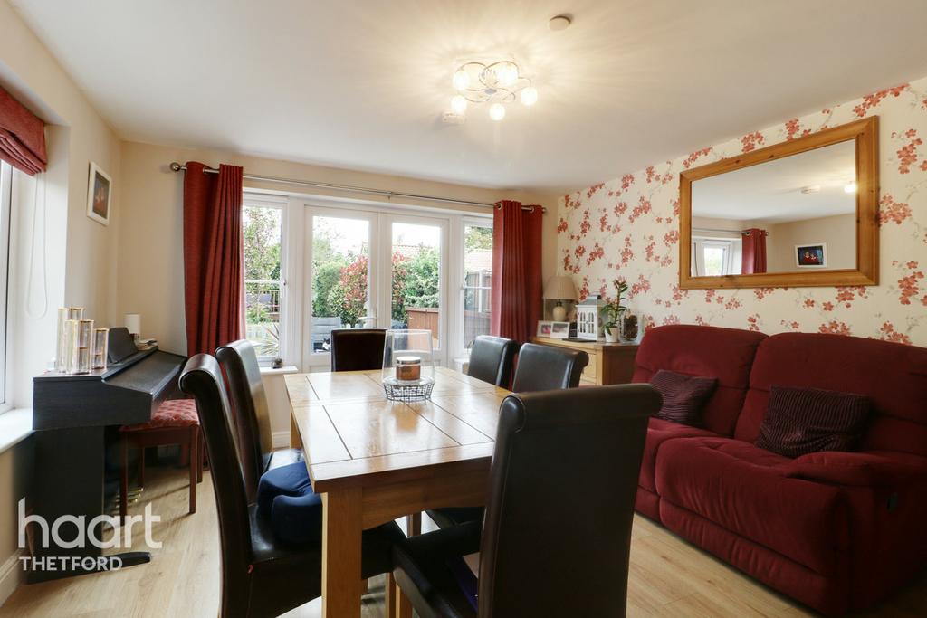 High Street, Northwold 3 bed end of terrace house - £280,000
