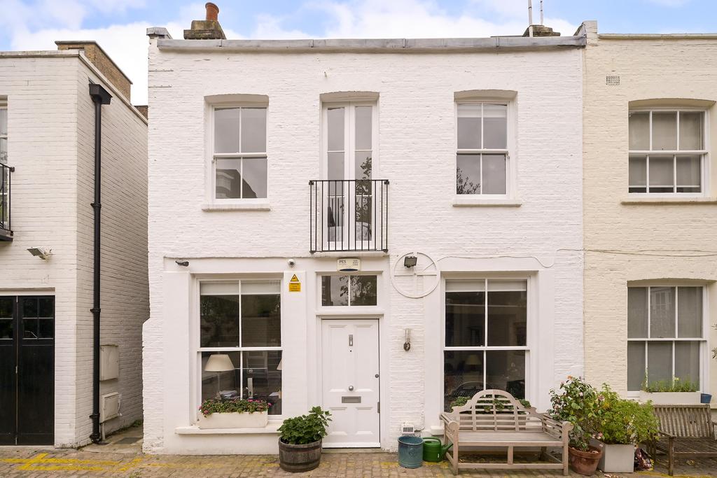 Sumner Place Mews, London, SW7 2 bed flat - £4,008 pcm (£925 pw)