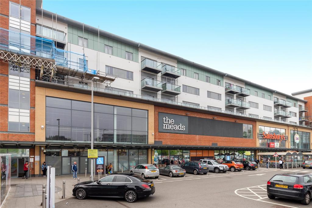 Queensmead, Farnborough, Hampshire, GU14 2 bed apartment - £1,250 pcm (£288 pw)