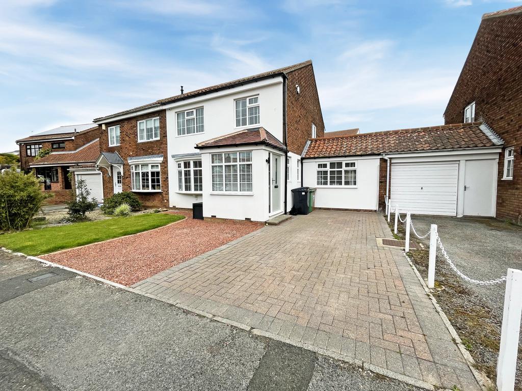 Greenlea Elwick, Hartlepool, TS27 3 bed semi-detached house - £259,000