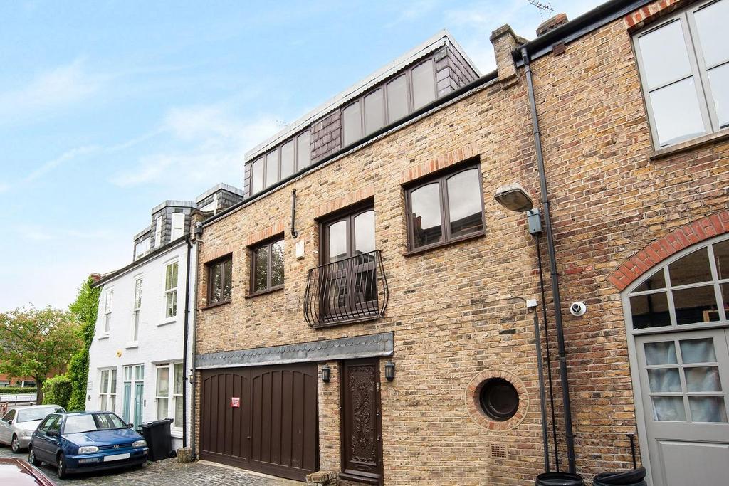 Belsize Park, London 4 bed mews - £2,000,000