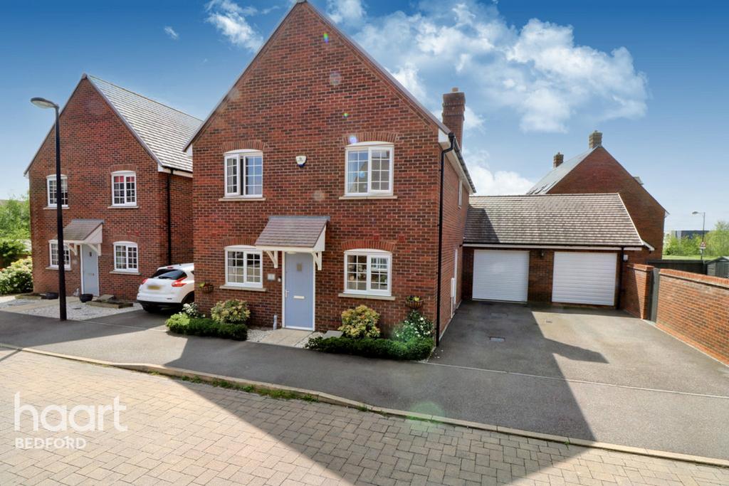 Avocet Road, Wixams 4 bed detached house - £475,000