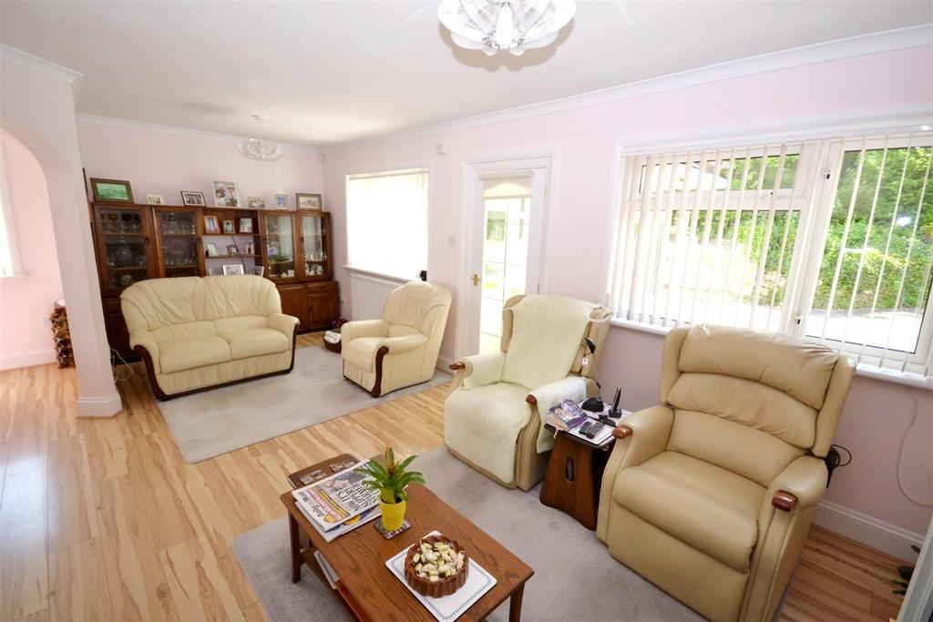 Lower Bockhampton, Dorchester 3 bed bungalow - £500,000
