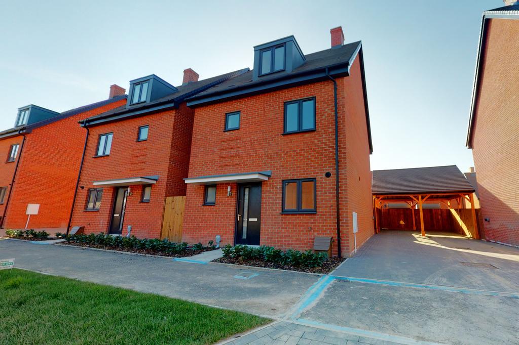 Heritage Road, Bridgefield, TN25 7LF 4 bed detached house - £1,750 pcm ...