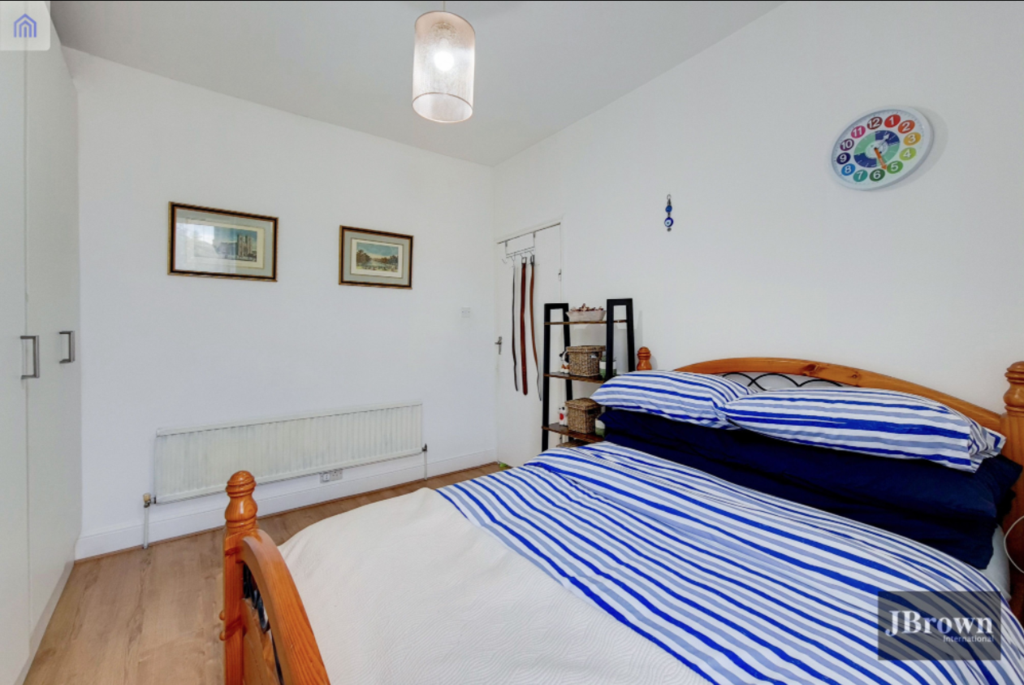 Spring Lane, South Norwood, London, SE25 3 bed flat - £1,700 pcm (£392 pw)