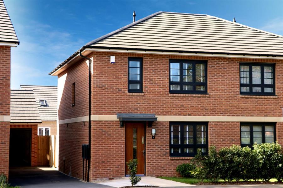 LOW HALL ROAD, HORSFORTH, LS18 4FQ 2 bed property - £1,100 pcm (£254 pw)