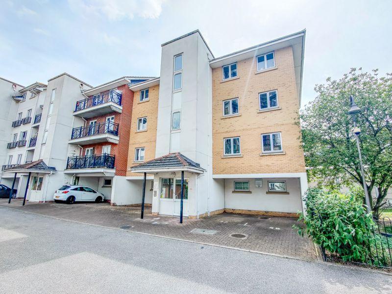Chantry Close, Abbey Wood, London SE2 2 bed flat - £1,150 pcm (£265 pw)