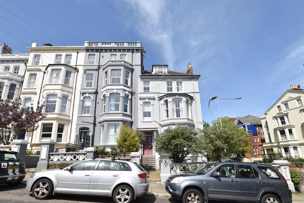 Anglesea Terrace, St. Leonards-On-Sea 2 bed flat - £220,000