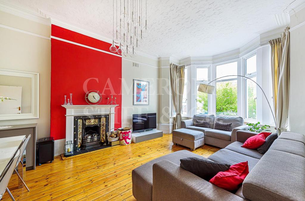 Cranhurst Road, London, NW2 2 bed flat - £699,950