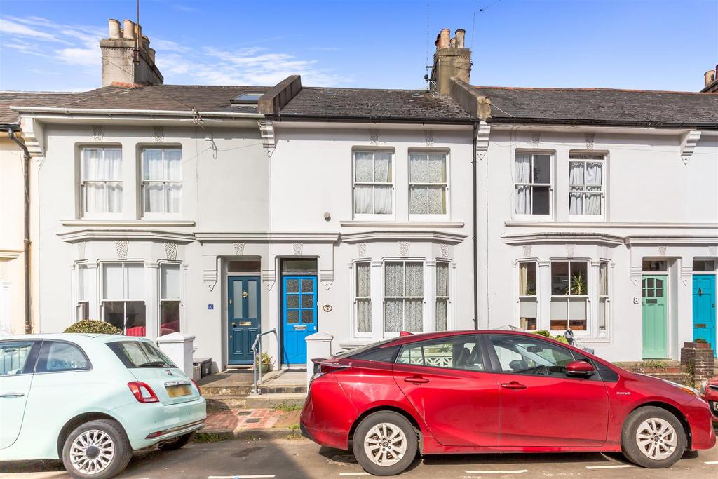 Talbot Terrace, Lewes 2 bed house - £375,000