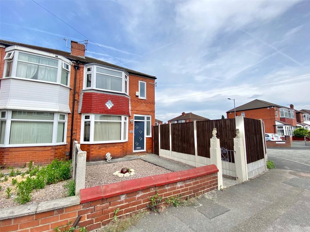 Middleton Road Reddish Stockport Sk5 3 Bed Semi Detached House £