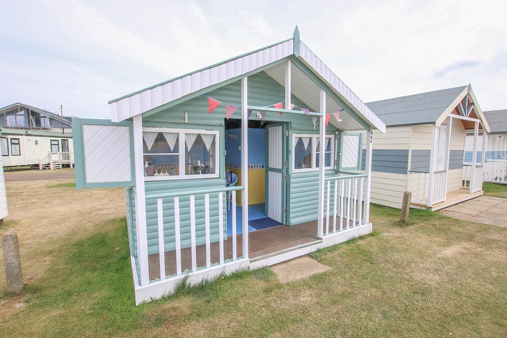 South Beach Road, Hunstanton, PE36 Chalet for sale - £29,950