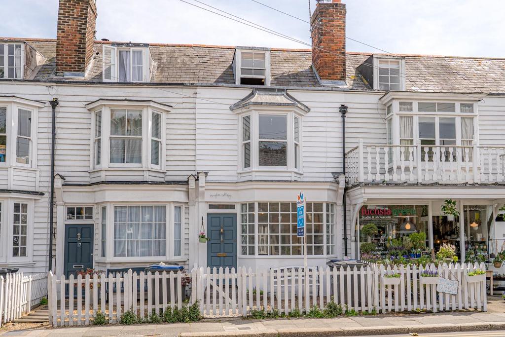 Canterbury Road, Whitstable 3 bed terraced house - £425,000