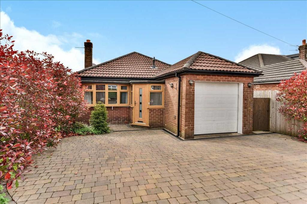 Abbey Grove, Adlington, Chorley 4 bed bungalow for sale - £325,000