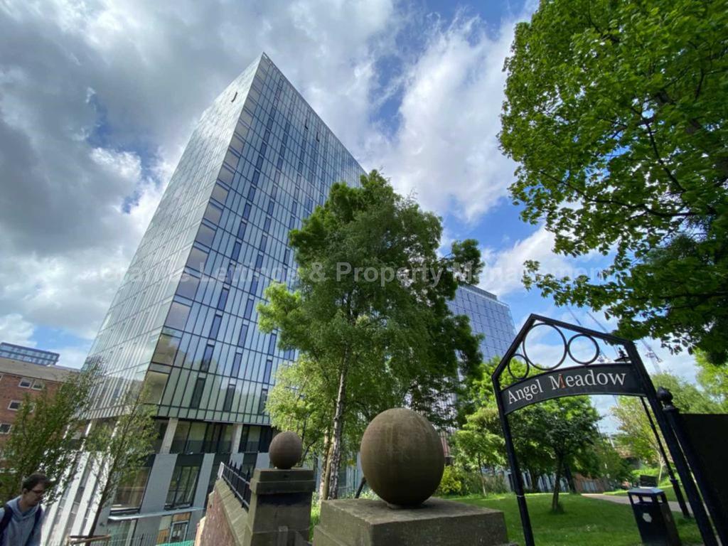 The Gate, 21 Aspin Lane, Manchester M4 4GT 2 bed apartment - £1,450 pcm ...