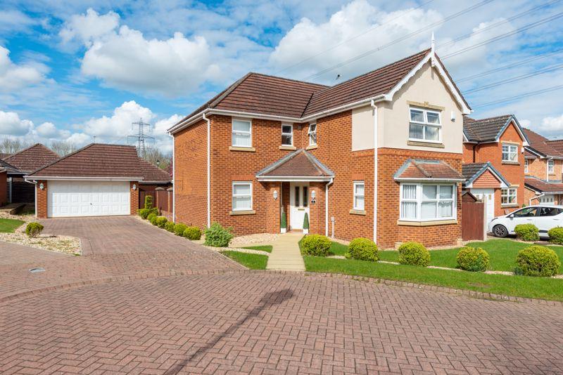 Lady Richeld Close, Runcorn 4 bed detached house - £375,000