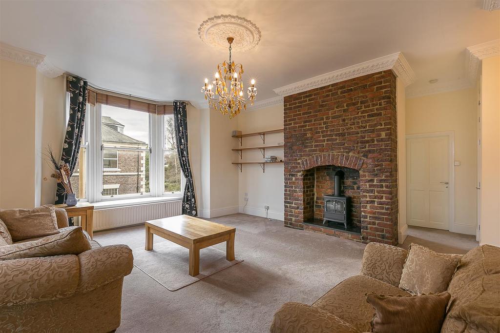 Collingwood Terrace, Jesmond... 2 bed flat - £225,000