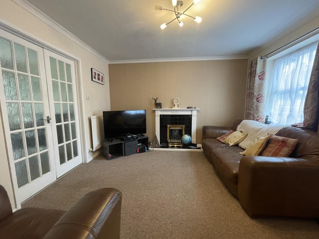 Loram Way, Alphington, EX2 3 bed end of terrace house - £325,000