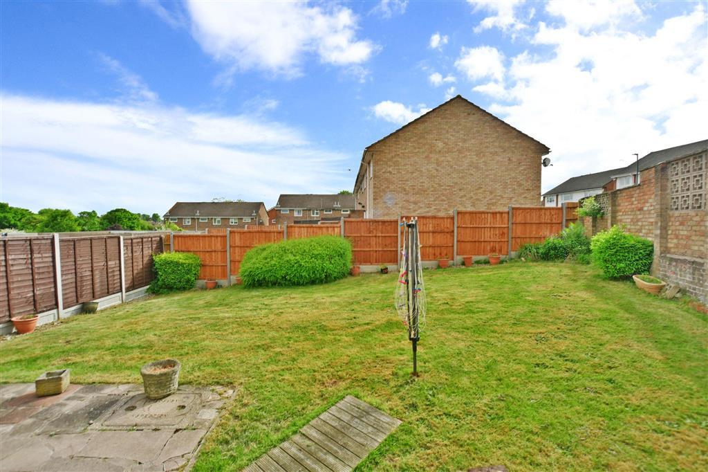 Wordsworth Road, Welling, Kent 2 bed end of terrace house - £375,000