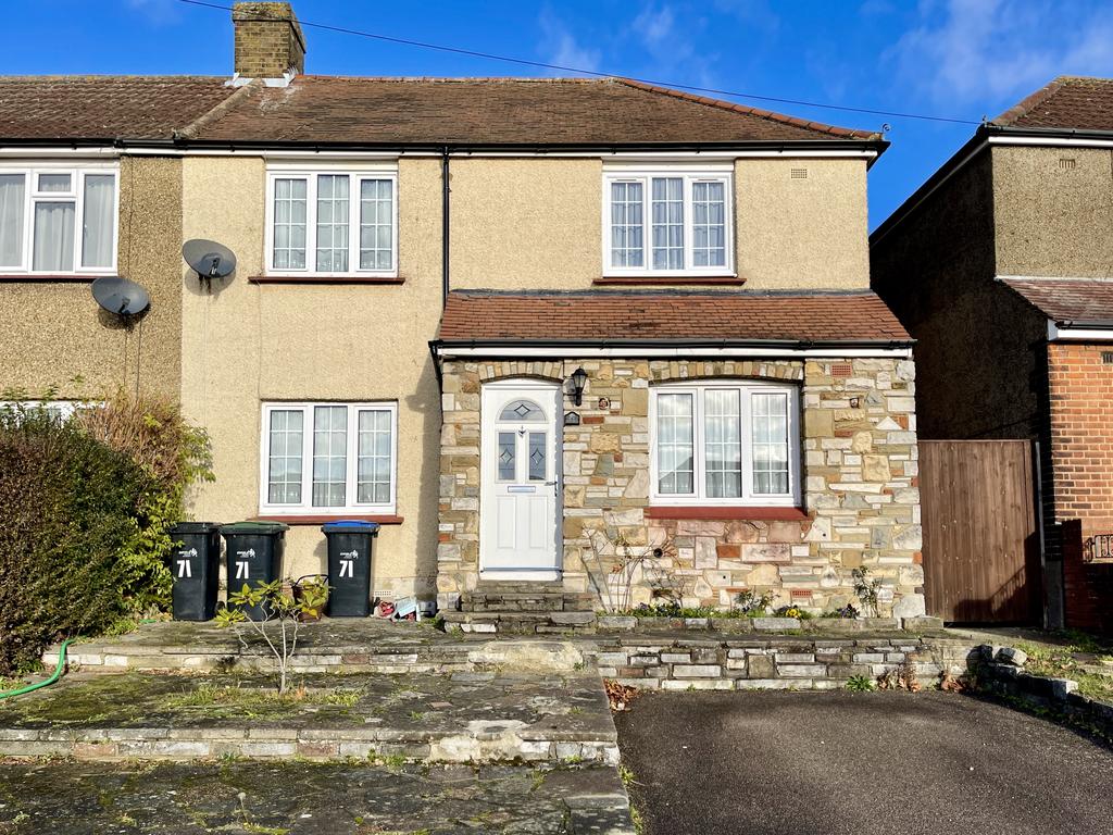 The Fairway, London N14 3 bed end of terrace house - £650,000