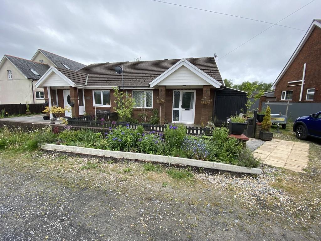 Singleton Road, Upper Tumble, Upper... 2 bed semi-detached bungalow - £ ...