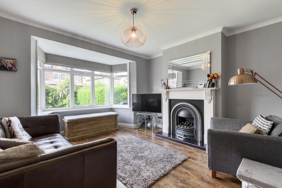DENTON AVENUE, LEEDS, LS8 1LE 3 bed semi-detached house - £425,000